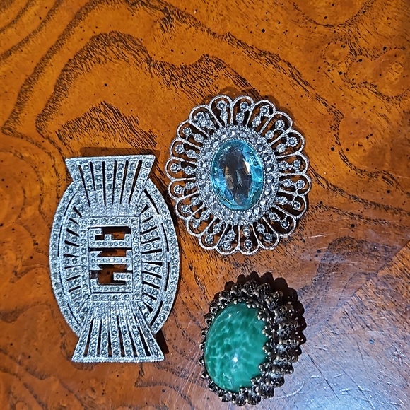 Jewelry | Vintage Pins Set Of 3 | Poshmark